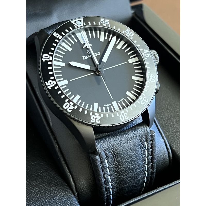 Damasko DC80 Black D1.80-2K19 Главная | Jewels-Stock