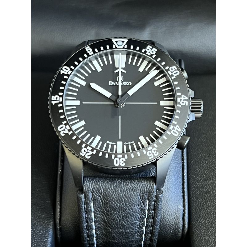 Damasko DC80 Black D1.80-2K19 Главная | Jewels-Stock